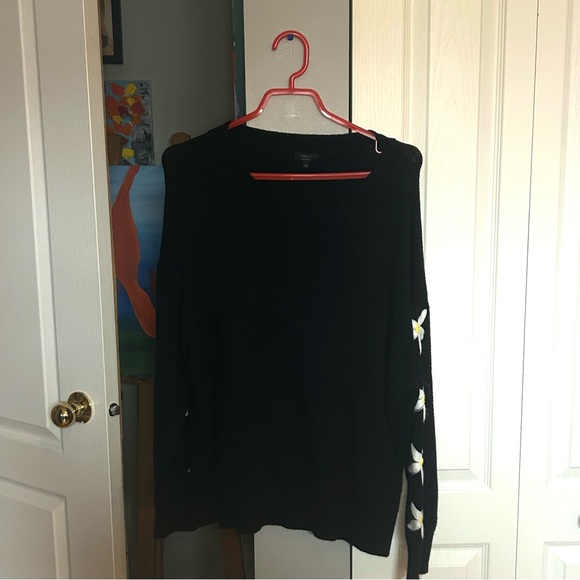 debut | Sweaters | Debut Black Sweater With White Floral Details | Poshmark